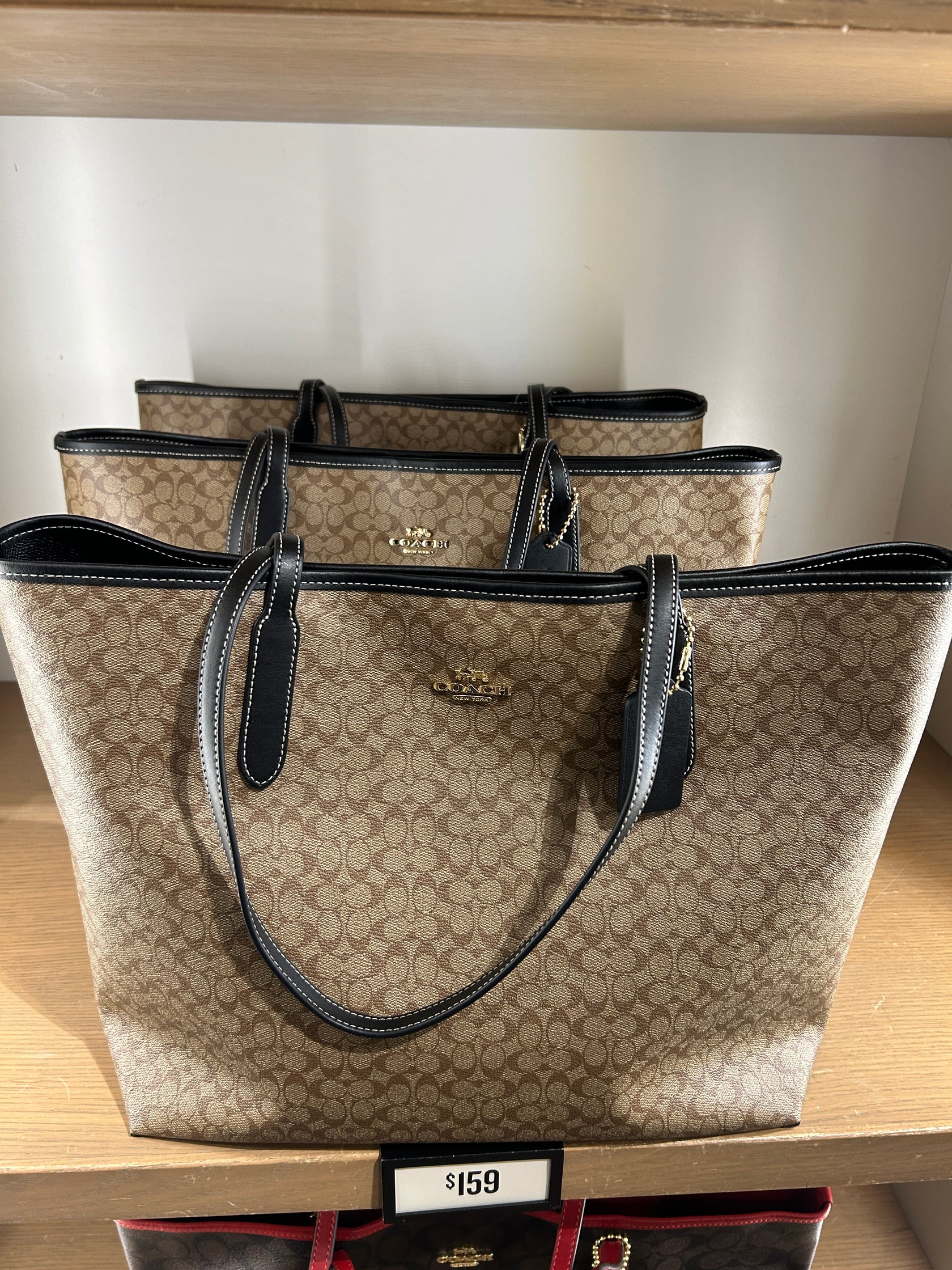 Branded Fashion Outlet | Original Handbags – SELLECTION